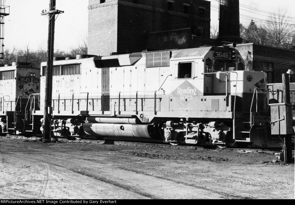 RDG GP35 #3646 - Reading Co